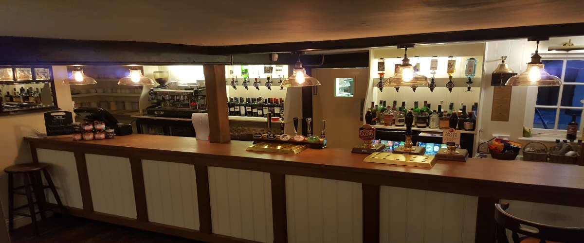 Vegetarian & Vegan Pub Restaurant | The Walnut Tree Thwaite