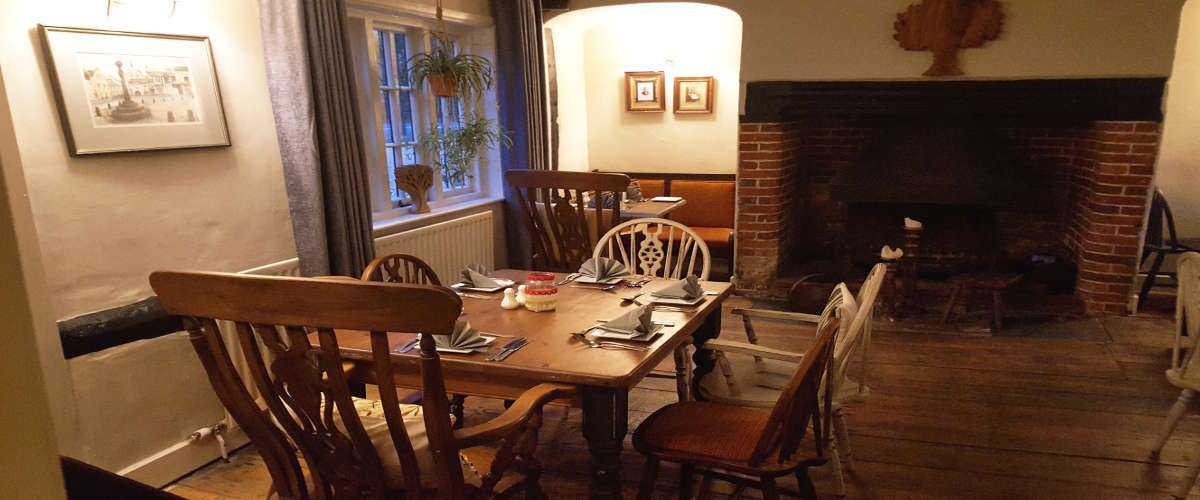 Vegetarian & Vegan Pub Restaurant | The Walnut Tree Thwaite